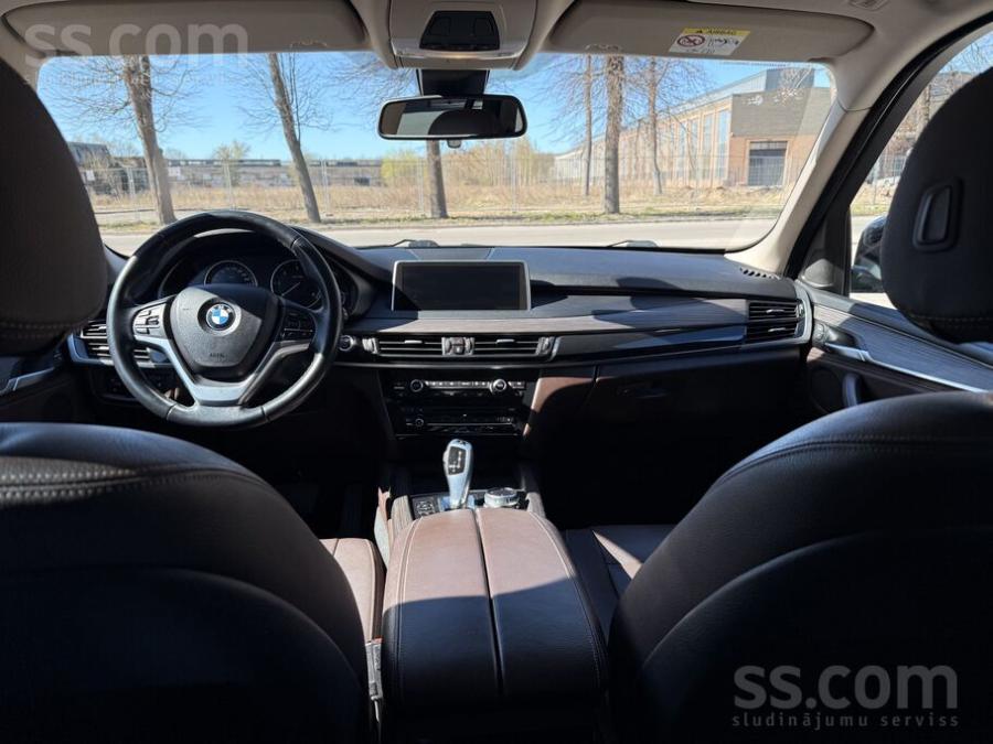 Pelēks BMW X5 2015 Rīga, ar dzinēja tilpumu 3.00 L un nobraukumu 173 tūkst. km par 17900 €, foto 9 vietnē AUTOMOTO.COM.LV