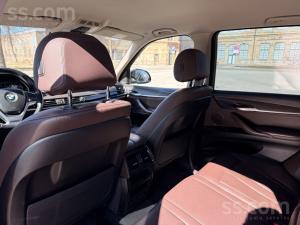Pelēks BMW X5 2015 Rīga, ar dzinēja tilpumu 3.00 L un nobraukumu 173 tūkst. km par 17900 €, foto 12 vietnē AUTOMOTO.COM.LV
