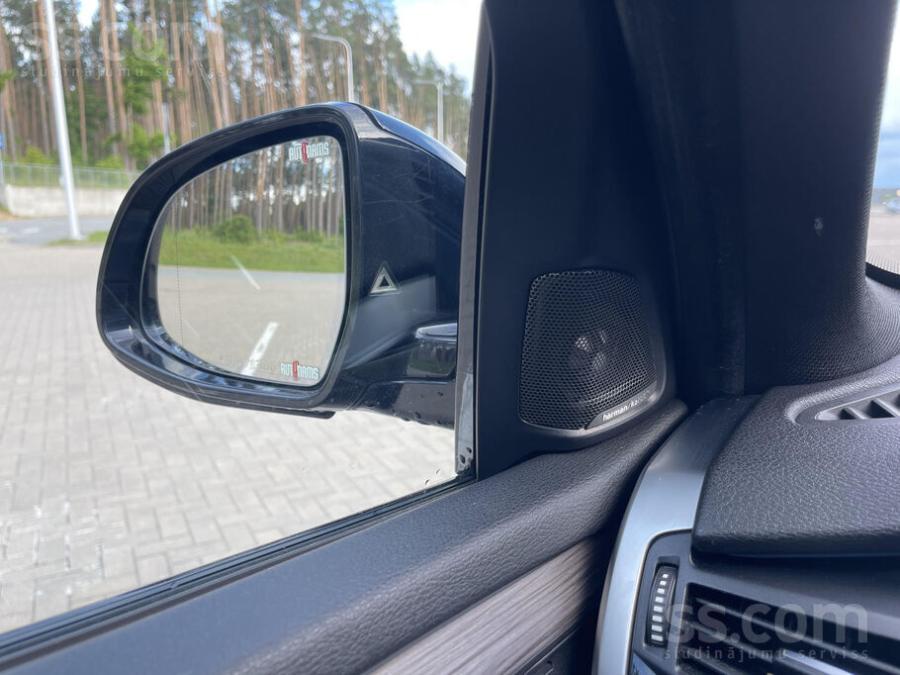Grey BMW X5 2015 in Riga, with an engine capacity of 3.00 L and mileage of 213 thousand km for 21300 €, photo 11 on AUTOMOTO.COM.LV