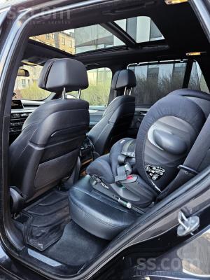 Grey BMW X5 2015 in Riga, with an engine capacity of 3.00 L and mileage of 244 thousand km for 23500 €, photo 8 on AUTOMOTO.COM.LV