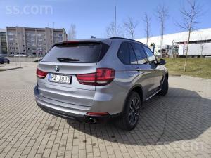 Pelēks BMW X5 2015 Jēkabpils, ar dzinēja tilpumu 3.00 L un nobraukumu 302 tūkst. km par 14800 €, foto 8 vietnē AUTOMOTO.COM.LV