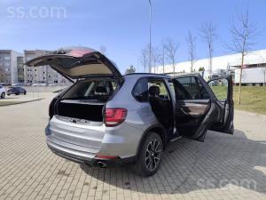Pelēks BMW X5 2015 Jēkabpils, ar dzinēja tilpumu 3.00 L un nobraukumu 302 tūkst. km par 14800 €, foto 13 vietnē AUTOMOTO.COM.LV