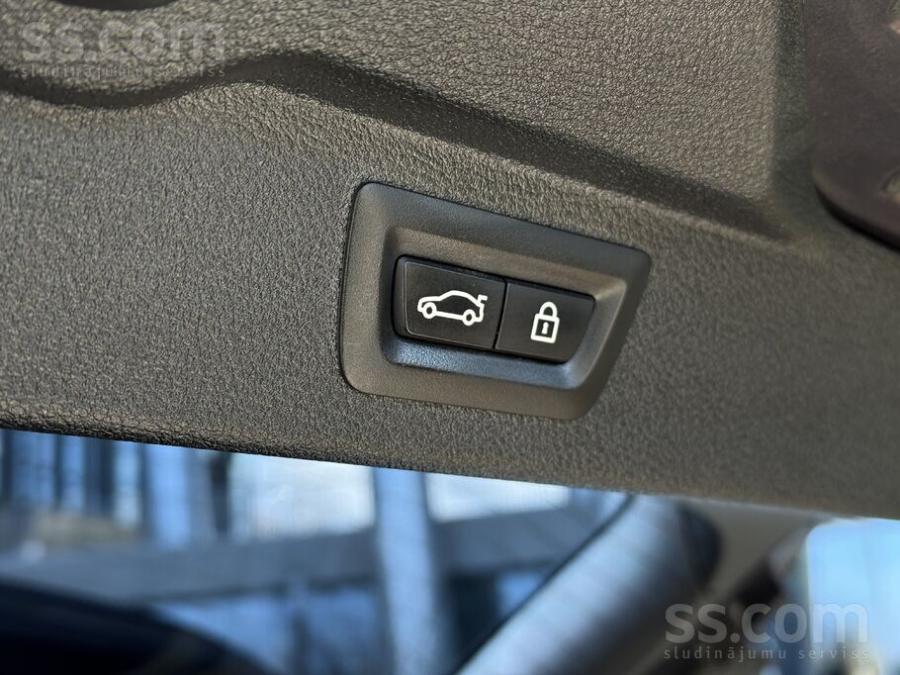 Pelēks BMW X5 2015 Rīga, ar dzinēja tilpumu 3.00 L un nobraukumu 211 tūkst. km par 23500 €, foto 26 vietnē AUTOMOTO.COM.LV