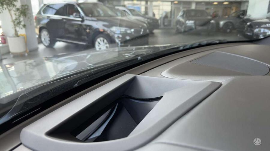 Grey BMW X5 2015 in Marijampole, with an engine capacity of 2.99 L and mileage of 247 thousand km for 23999 €, photo 24 on AUTOMOTO.COM.LV