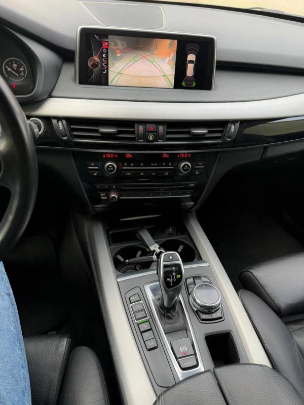 Серый БМВ Х5 2015 в Юрмала, объемом двигателя 3.00 л и пробегом 216 тыс. км за 21990 €, фото 7 на AUTOMOTO.COM.LV