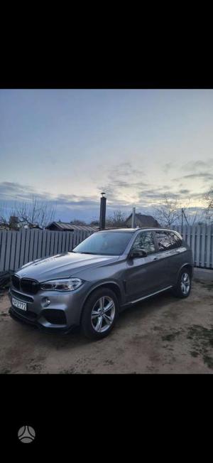 Grey BMW X5 2015 in Kaunas, with an engine capacity of 2.98 L and mileage of 254 thousand km for 15000 €, photo 15 on AUTOMOTO.COM.LV
