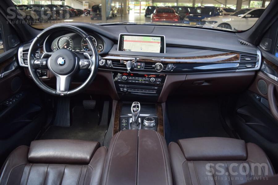 Grey BMW X5 2015 in Riga, with an engine capacity of 3.00 L and mileage of 181 thousand km for 19900 €, photo 5 on AUTOMOTO.COM.LV