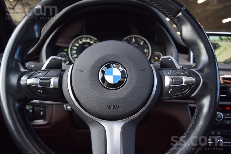 Grey BMW X5 2015 in Riga, with an engine capacity of 3.00 L and mileage of 181 thousand km for 19900 €, photo 11 on AUTOMOTO.COM.LV