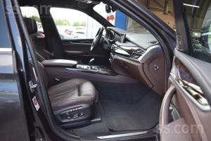 Grey BMW X5 2015 in Riga, with an engine capacity of 3.00 L and mileage of 181 thousand km for 19900 €, photo 13 on AUTOMOTO.COM.LV