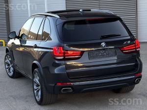 Grey BMW X5 2015 in Riga, with an engine capacity of 3.00 L and mileage of 210 thousand km for 18750 €, photo 3 on AUTOMOTO.COM.LV
