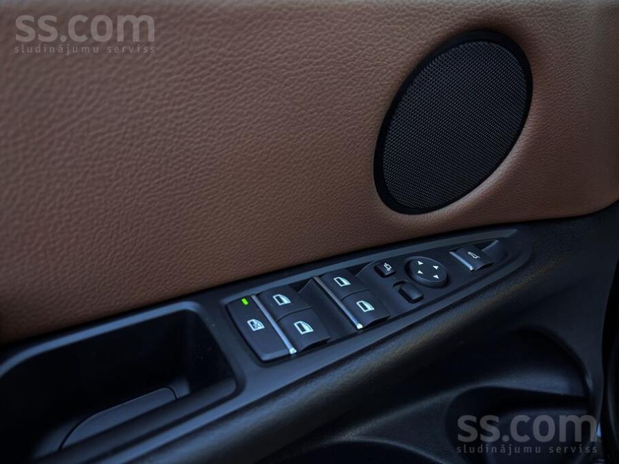 Grey BMW X5 2015 in Riga, with an engine capacity of 3.00 L and mileage of 210 thousand km for 18750 €, photo 10 on AUTOMOTO.COM.LV