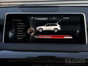 Grey BMW X5 2015 in Riga, with an engine capacity of 3.00 L and mileage of 210 thousand km for 18750 €, photo 18 on AUTOMOTO.COM.LV