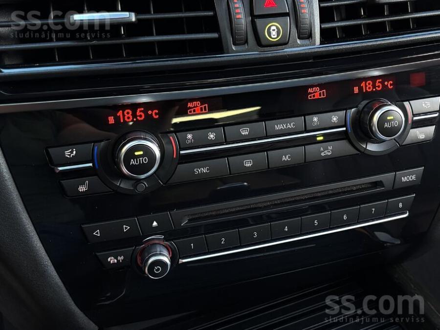 Grey BMW X5 2015 in Riga, with an engine capacity of 3.00 L and mileage of 210 thousand km for 18750 €, photo 29 on AUTOMOTO.COM.LV