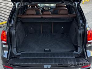 Grey BMW X5 2015 in Riga, with an engine capacity of 3.00 L and mileage of 210 thousand km for 18750 €, photo 31 on AUTOMOTO.COM.LV