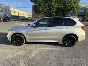 Pelēks BMW X5 2015 Rīga, ar dzinēja tilpumu 3.00 L un nobraukumu 184 tūkst. km par 21900 €, foto 6 vietnē AUTOMOTO.COM.LV