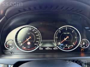 Pelēks BMW X5 2015 Rīga, ar dzinēja tilpumu 3.00 L un nobraukumu 184 tūkst. km par 21900 €, foto 16 vietnē AUTOMOTO.COM.LV