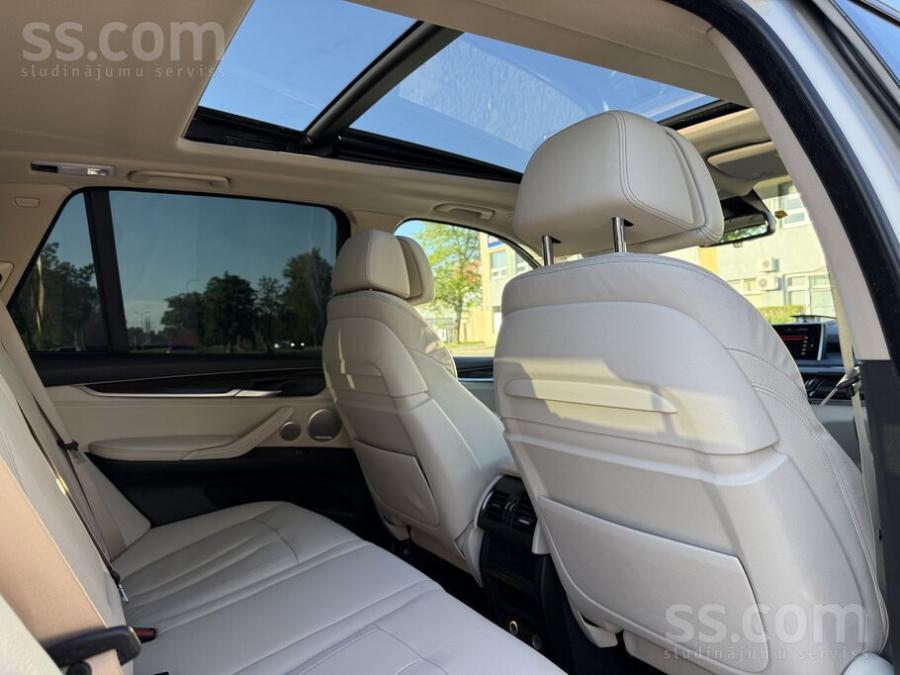 Pelēks BMW X5 2015 Rīga, ar dzinēja tilpumu 3.00 L un nobraukumu 184 tūkst. km par 21900 €, foto 20 vietnē AUTOMOTO.COM.LV