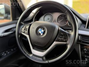 Grey BMW X5 2015 in Riga, with an engine capacity of 2.00 L and mileage of 247 thousand km for 23353 €, photo 8 on AUTOMOTO.COM.LV