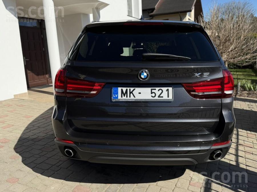 Grey BMW X5 2015 in Riga, with an engine capacity of 2.00 L and mileage of 247 thousand km for 23353 €, photo 24 on AUTOMOTO.COM.LV