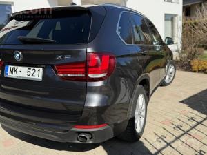 Grey BMW X5 2015 in Riga, with an engine capacity of 2.00 L and mileage of 247 thousand km for 23353 €, photo 25 on AUTOMOTO.COM.LV