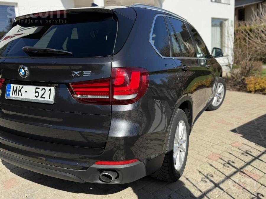 Grey BMW X5 2015 in Riga, with an engine capacity of 2.00 L and mileage of 247 thousand km for 23353 €, photo 25 on AUTOMOTO.COM.LV