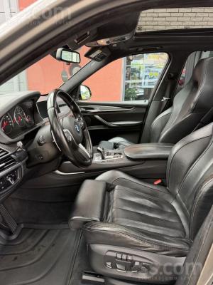 Pelēks BMW X5 2015 Rīga, ar dzinēja tilpumu 4.40 L un nobraukumu 262 tūkst. km par 27000 €, foto 12 vietnē AUTOMOTO.COM.LV