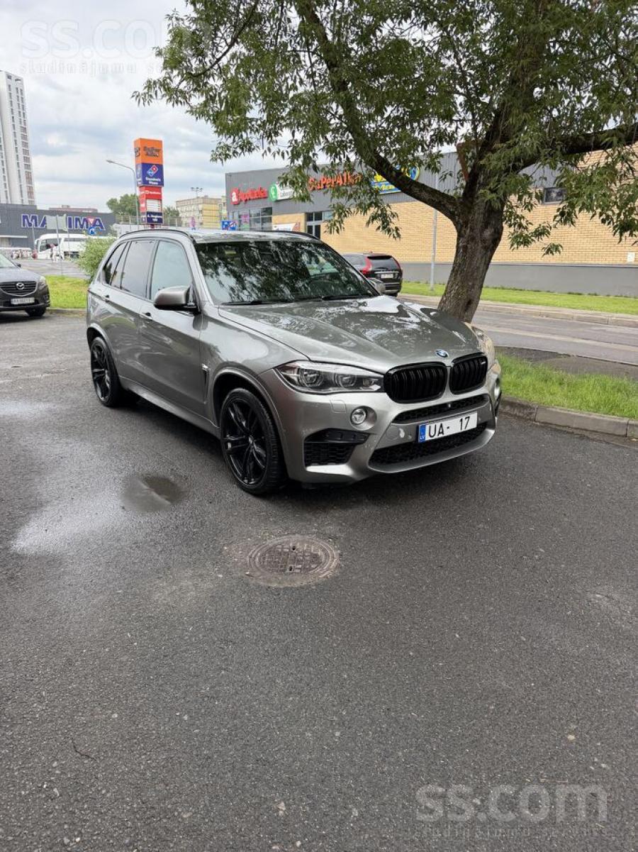 Pelēks BMW X5 2015 Rīga, ar dzinēja tilpumu 4.40 L un nobraukumu 262 tūkst. km par 27000 €, foto 17 vietnē AUTOMOTO.COM.LV