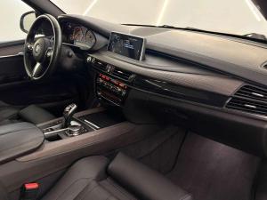 Pelēks BMW X5 2015 Marijampole, ar dzinēja tilpumu 2.99 L un nobraukumu 258 tūkst. km par 19999 €, foto 17 vietnē AUTOMOTO.COM.LV
