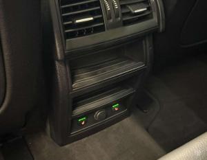 Pelēks BMW X5 2015 Marijampole, ar dzinēja tilpumu 2.99 L un nobraukumu 258 tūkst. km par 19999 €, foto 21 vietnē AUTOMOTO.COM.LV