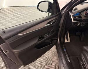 Pelēks BMW X5 2015 Marijampole, ar dzinēja tilpumu 2.99 L un nobraukumu 258 tūkst. km par 19999 €, foto 26 vietnē AUTOMOTO.COM.LV