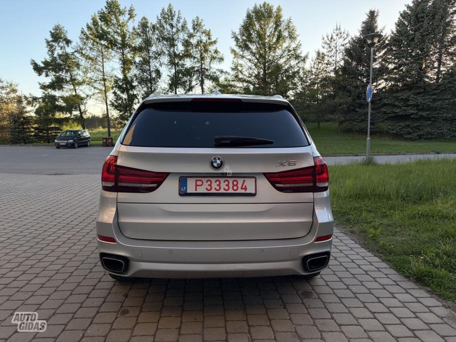 Grey BMW X5 2015 in Alytus, with an engine capacity of 4.40 L and mileage of 149 thousand km for 14800 €, photo 5 on AUTOMOTO.COM.LV