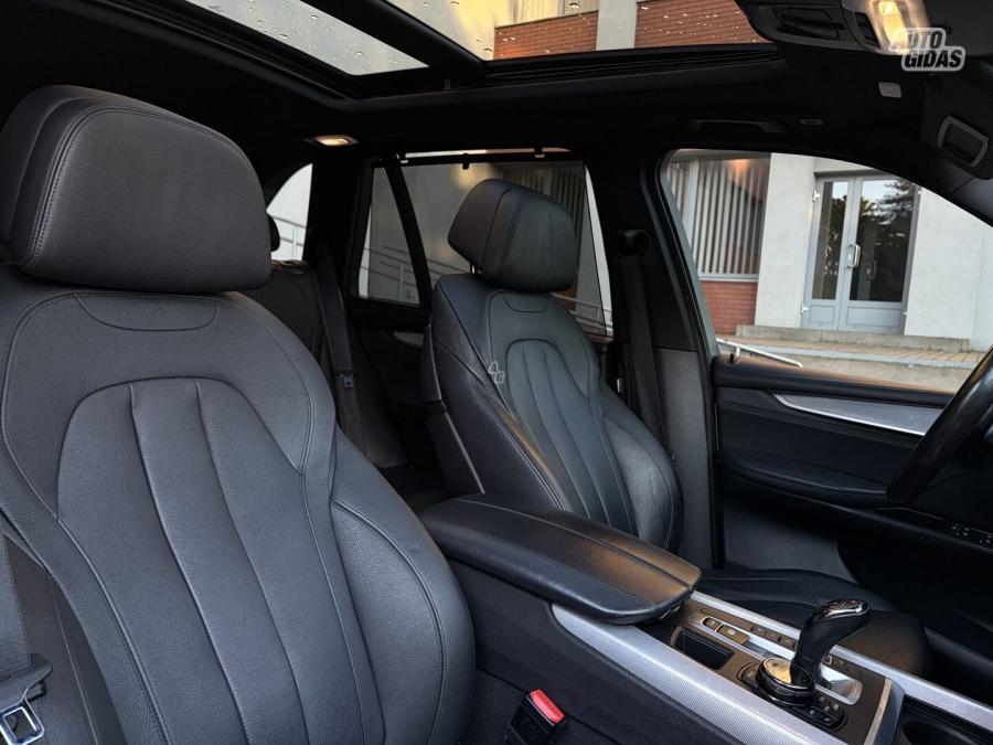 Grey BMW X5 2015 in Alytus, with an engine capacity of 4.40 L and mileage of 149 thousand km for 14800 €, photo 12 on AUTOMOTO.COM.LV