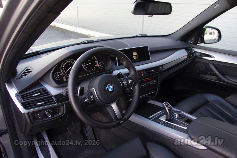 Pelēks BMW X5 2015 Tallina, ar dzinēja tilpumu 3.00 L un nobraukumu 232 tūkst. km par 19990 €, foto 11 vietnē AUTOMOTO.COM.LV
