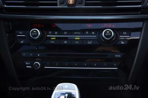 Pelēks BMW X5 2015 Tallina, ar dzinēja tilpumu 3.00 L un nobraukumu 232 tūkst. km par 19990 €, foto 19 vietnē AUTOMOTO.COM.LV