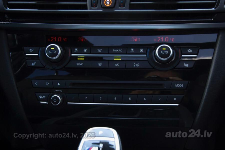 Pelēks BMW X5 2015 Tallina, ar dzinēja tilpumu 3.00 L un nobraukumu 232 tūkst. km par 19990 €, foto 19 vietnē AUTOMOTO.COM.LV