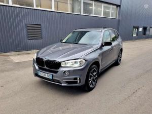 Grey BMW X5 2015 in Kaunas, with an engine capacity of 2.99 L and mileage of 201 thousand km for 16000 €, photo 3 on AUTOMOTO.COM.LV