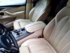 Grey BMW X5 2015 in Kaunas, with an engine capacity of 2.99 L and mileage of 201 thousand km for 16000 €, photo 13 on AUTOMOTO.COM.LV