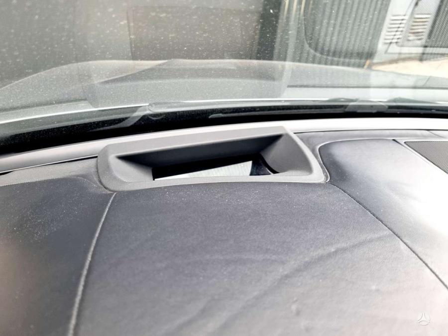 Grey BMW X5 2015 in Kaunas, with an engine capacity of 2.99 L and mileage of 201 thousand km for 16000 €, photo 15 on AUTOMOTO.COM.LV