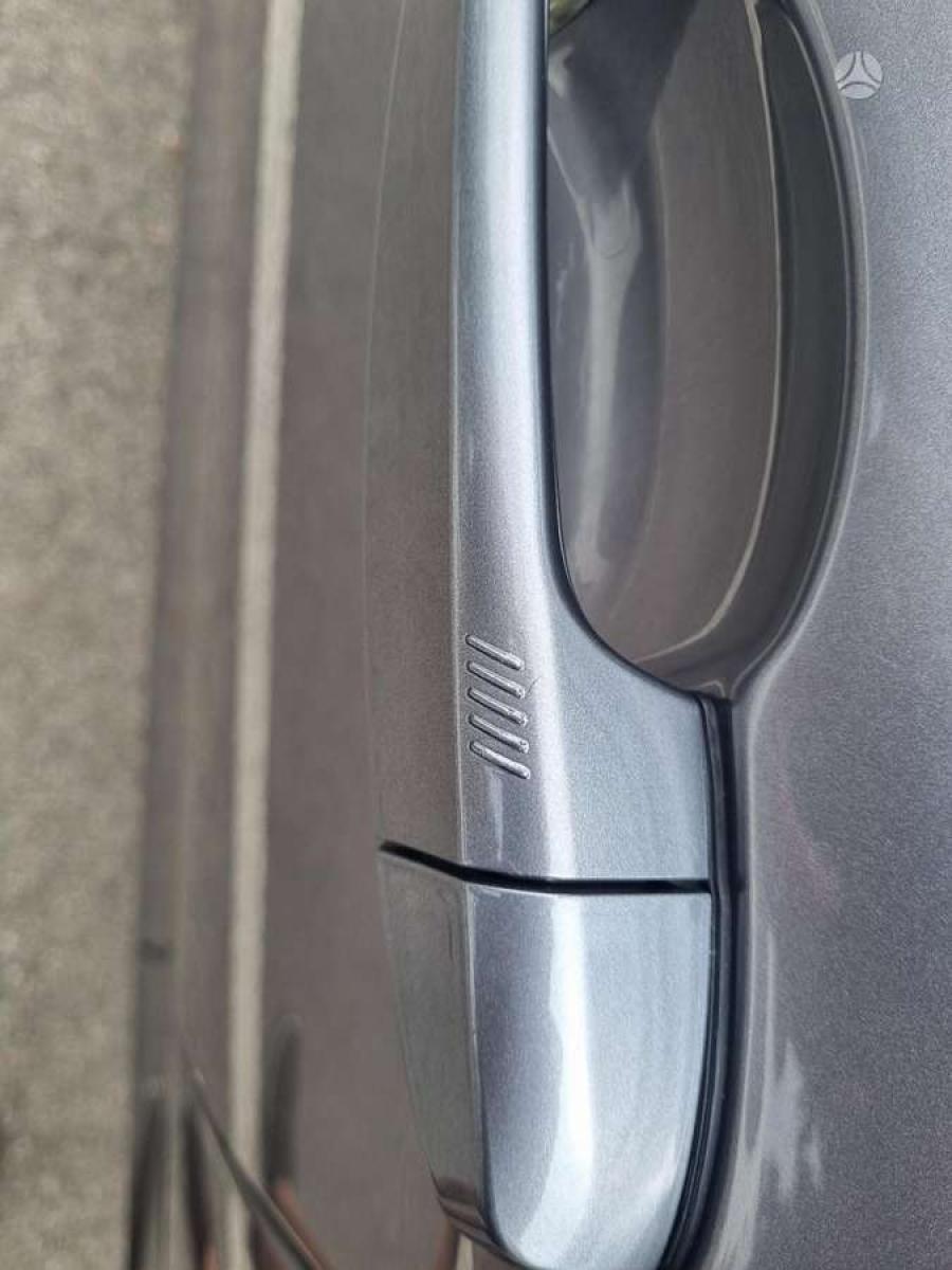 Grey BMW X5 2015 in Kaunas, with an engine capacity of 2.99 L and mileage of 201 thousand km for 16000 €, photo 24 on AUTOMOTO.COM.LV