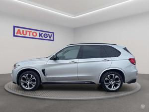 Pelēks BMW X5 2015 Viļņa, ar dzinēja tilpumu 3.00 L un nobraukumu 318 tūkst. km par 19999 €, foto 3 vietnē AUTOMOTO.COM.LV