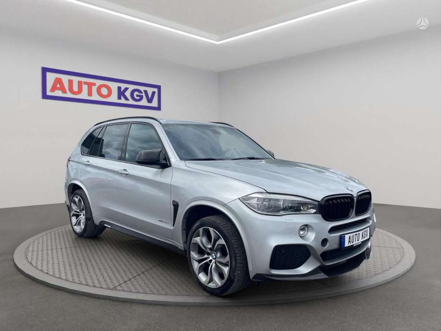Pelēks BMW X5 2015 Viļņa, ar dzinēja tilpumu 3.00 L un nobraukumu 318 tūkst. km par 19999 €, foto 8 vietnē AUTOMOTO.COM.LV