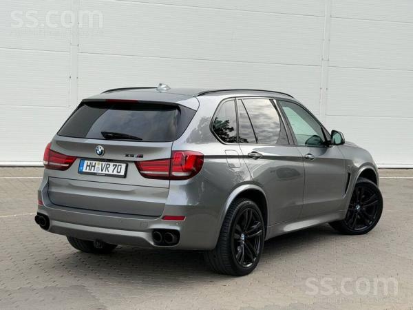 Grey BMW X5 2015 in Riga, with an engine capacity of 3.00 L and mileage of 0 thousand km for 19900 €, photo 2 on AUTOMOTO.COM.LV