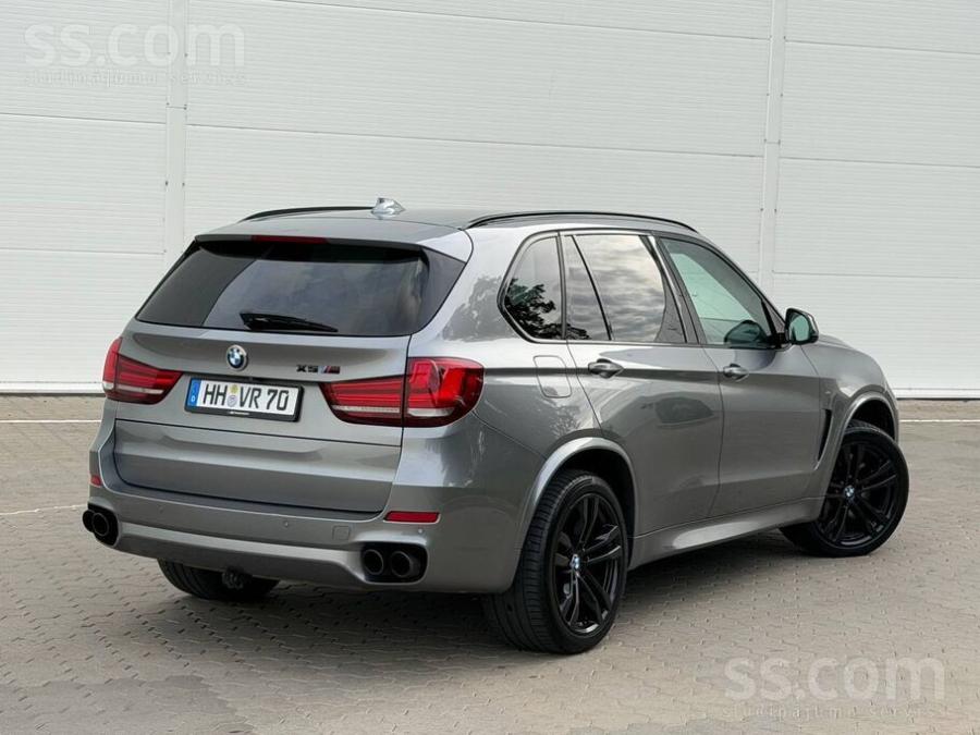 Grey BMW X5 2015 in Riga, with an engine capacity of 3.00 L and mileage of 0 thousand km for 19900 €, photo 3 on AUTOMOTO.COM.LV