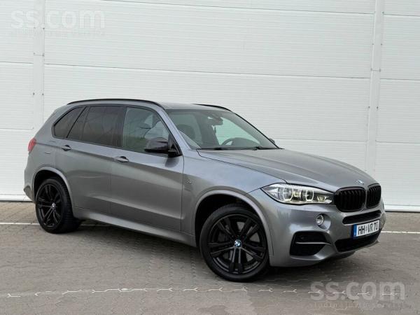 Grey BMW X5 2015 in Riga, with an engine capacity of 3.00 L and mileage of 0 thousand km for 19900 €, photo 3 on AUTOMOTO.COM.LV
