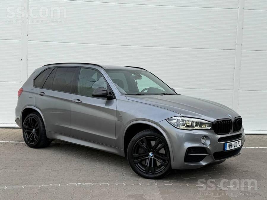 Grey BMW X5 2015 in Riga, with an engine capacity of 3.00 L and mileage of 0 thousand km for 19900 €, photo 4 on AUTOMOTO.COM.LV