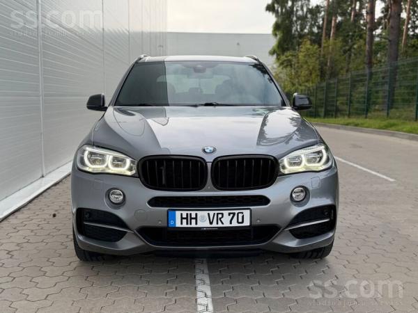 Grey BMW X5 2015 in Riga, with an engine capacity of 3.00 L and mileage of 0 thousand km for 19900 €, photo 6 on AUTOMOTO.COM.LV