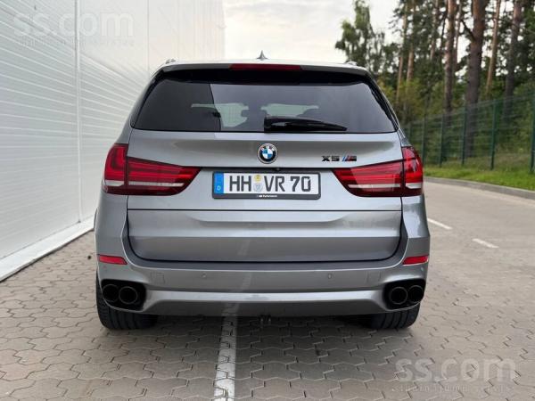 Grey BMW X5 2015 in Riga, with an engine capacity of 3.00 L and mileage of 0 thousand km for 19900 €, photo 8 on AUTOMOTO.COM.LV