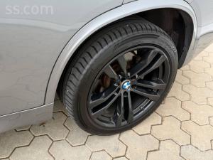 Grey BMW X5 2015 in Riga, with an engine capacity of 3.00 L and mileage of 0 thousand km for 19900 €, photo 16 on AUTOMOTO.COM.LV