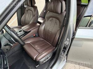 Grey BMW X5 2015 in Riga, with an engine capacity of 3.00 L and mileage of 0 thousand km for 19900 €, photo 17 on AUTOMOTO.COM.LV