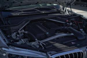 Pelēks BMW X5 2015 Viļņa, ar dzinēja tilpumu 2.98 L un nobraukumu 50 tūkst. km par 22400 €, foto 21 vietnē AUTOMOTO.COM.LV